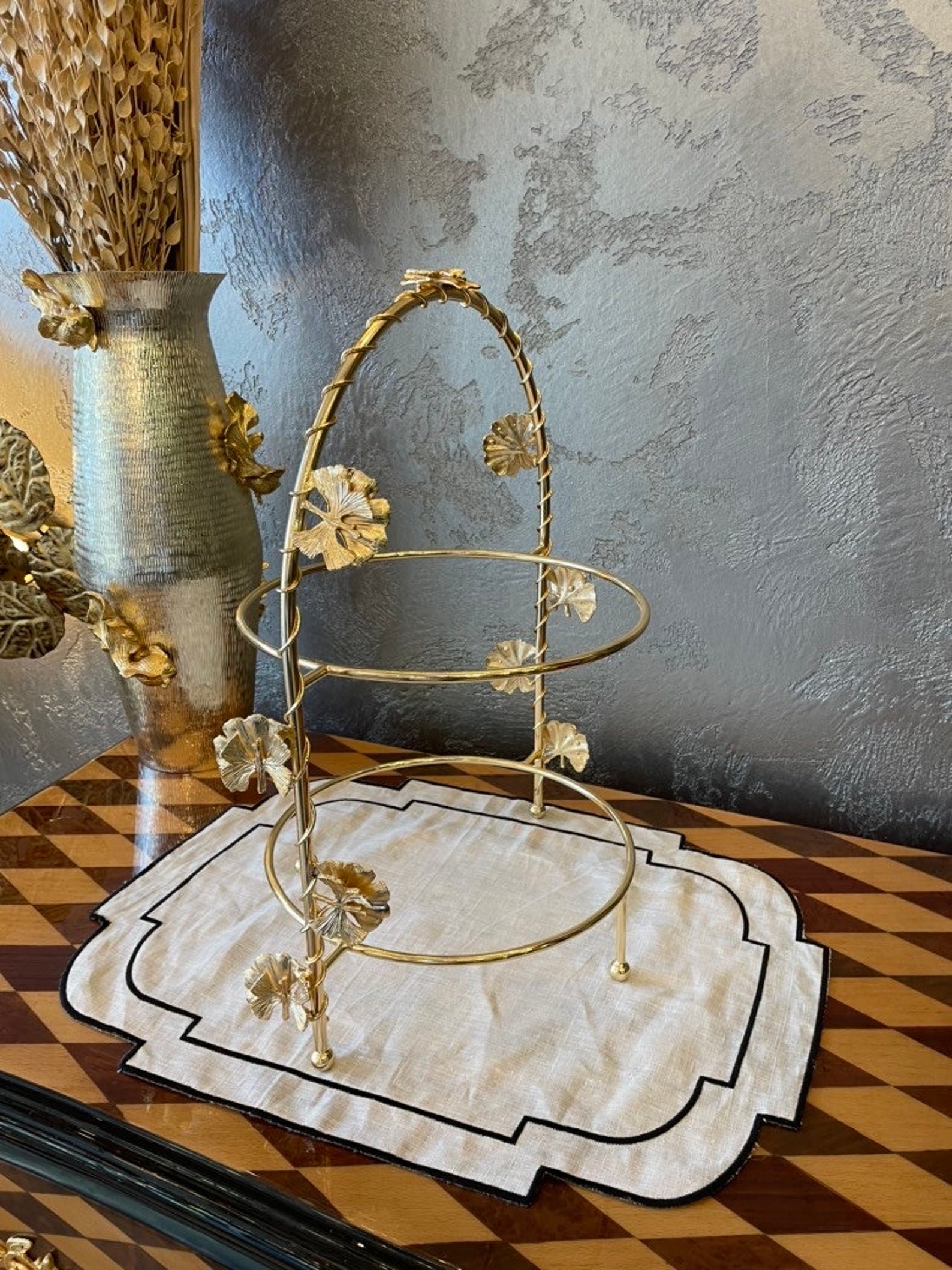2-tiers Stand Where You Can Present Your Dinner Plates - 2 Tiers Dinner ...