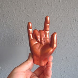 Hand Sculpture ASL I Love You Sign Gift Concrete Hand Statue Copper ...