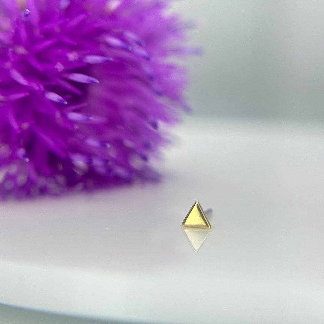 ANATOMETAL 2.5mm Triangle 18K Yellow Gold Threadless Jewelry, Perfect ...