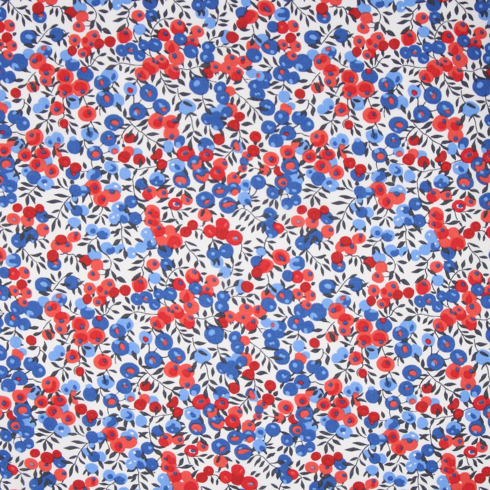 Liberty Fabric Tana Lawn (wiltshire Berry Red & Blue) - Etsy