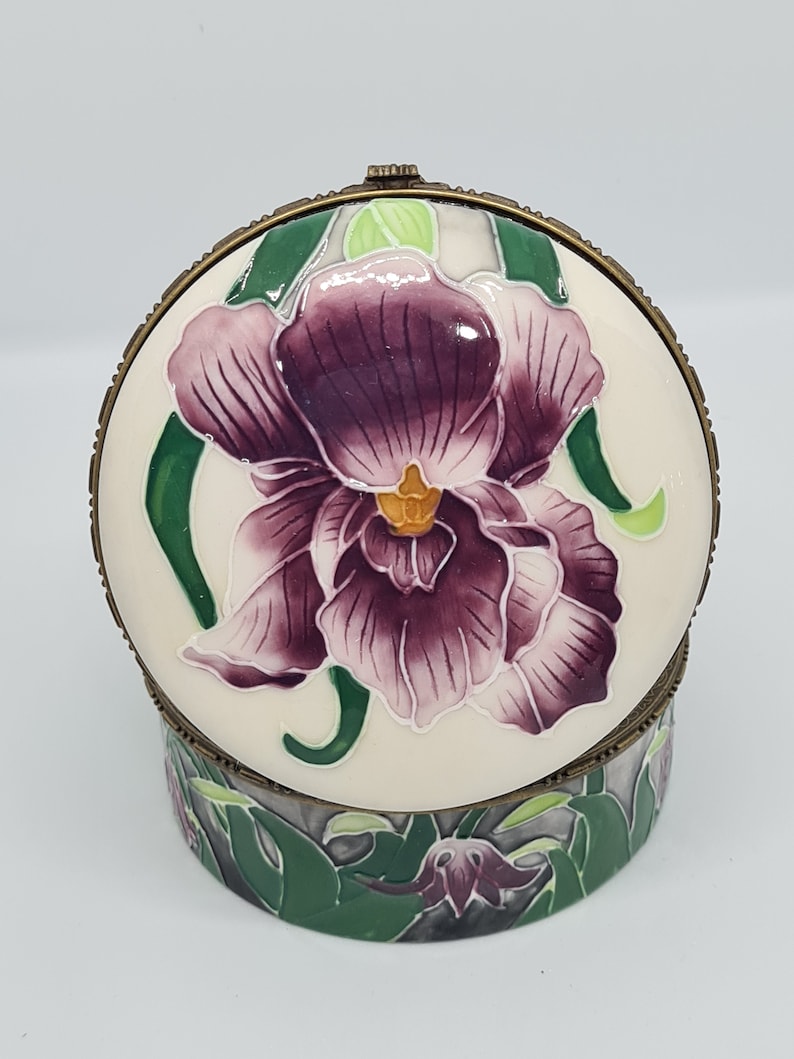 Iris Lazica - Benaya Ceramic Art Pottery Jewellery Box - Etsy Australia