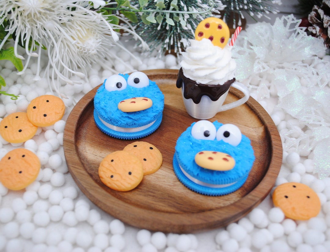 Fake Bake Oreo Cookie Monster Biscuits - Faux Cookies for Santa Tray ...
