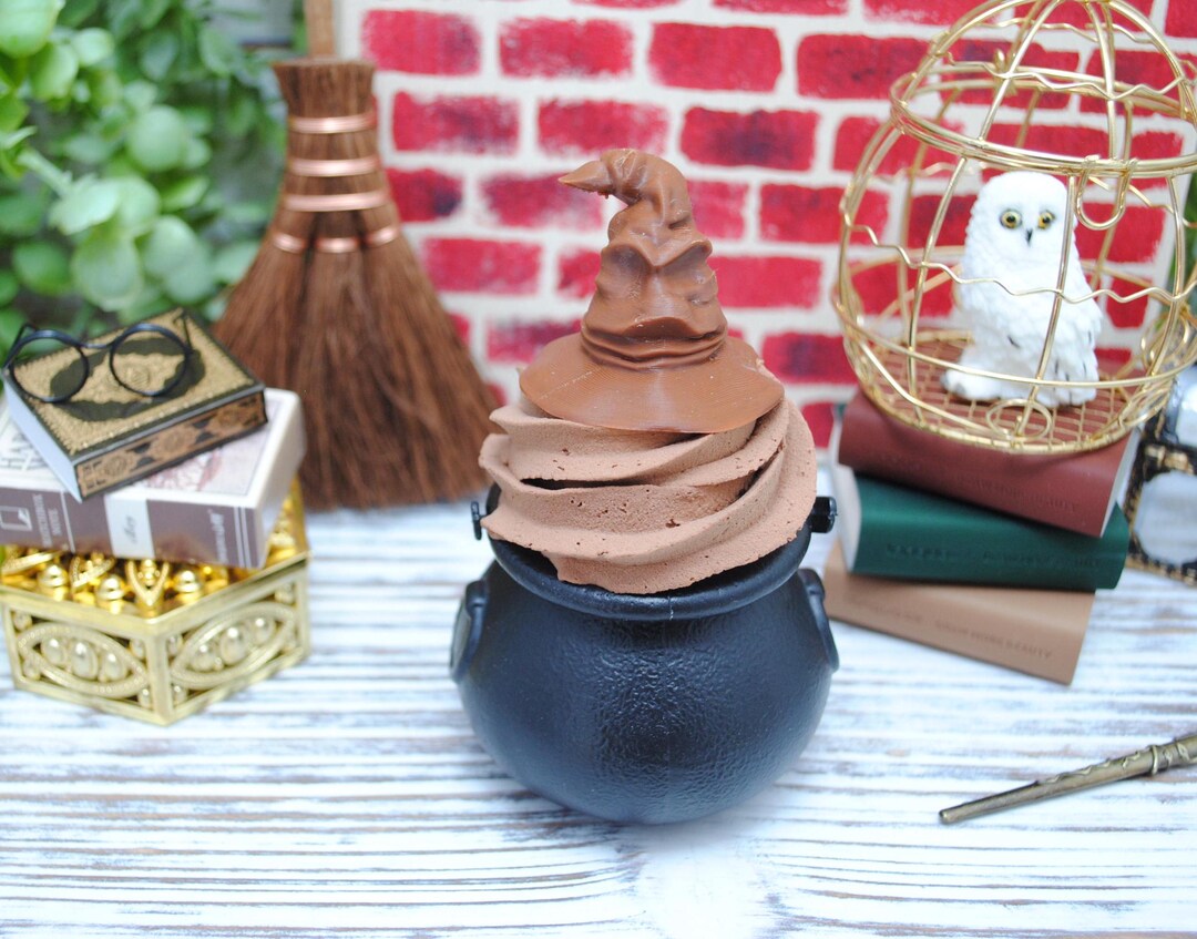 Harry Potter Sorting Hat Cupcake Toppers - 3D Sorting Hat Cake Decor ...