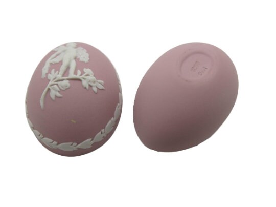 Wedgwood Pink Jasper Egg Box White on Pink Jasperware Cupid Summer - Etsy
