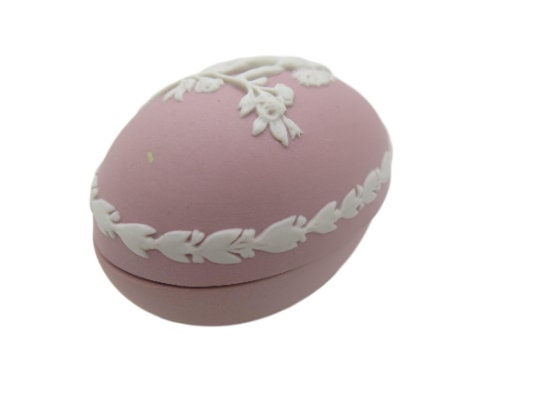 Wedgwood Pink Jasper Egg Box White on Pink Jasperware Cupid Summer - Etsy