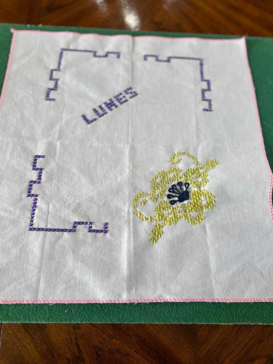 Set of 7 Spanish Days of the Week Embroidered Placemat Set - Etsy