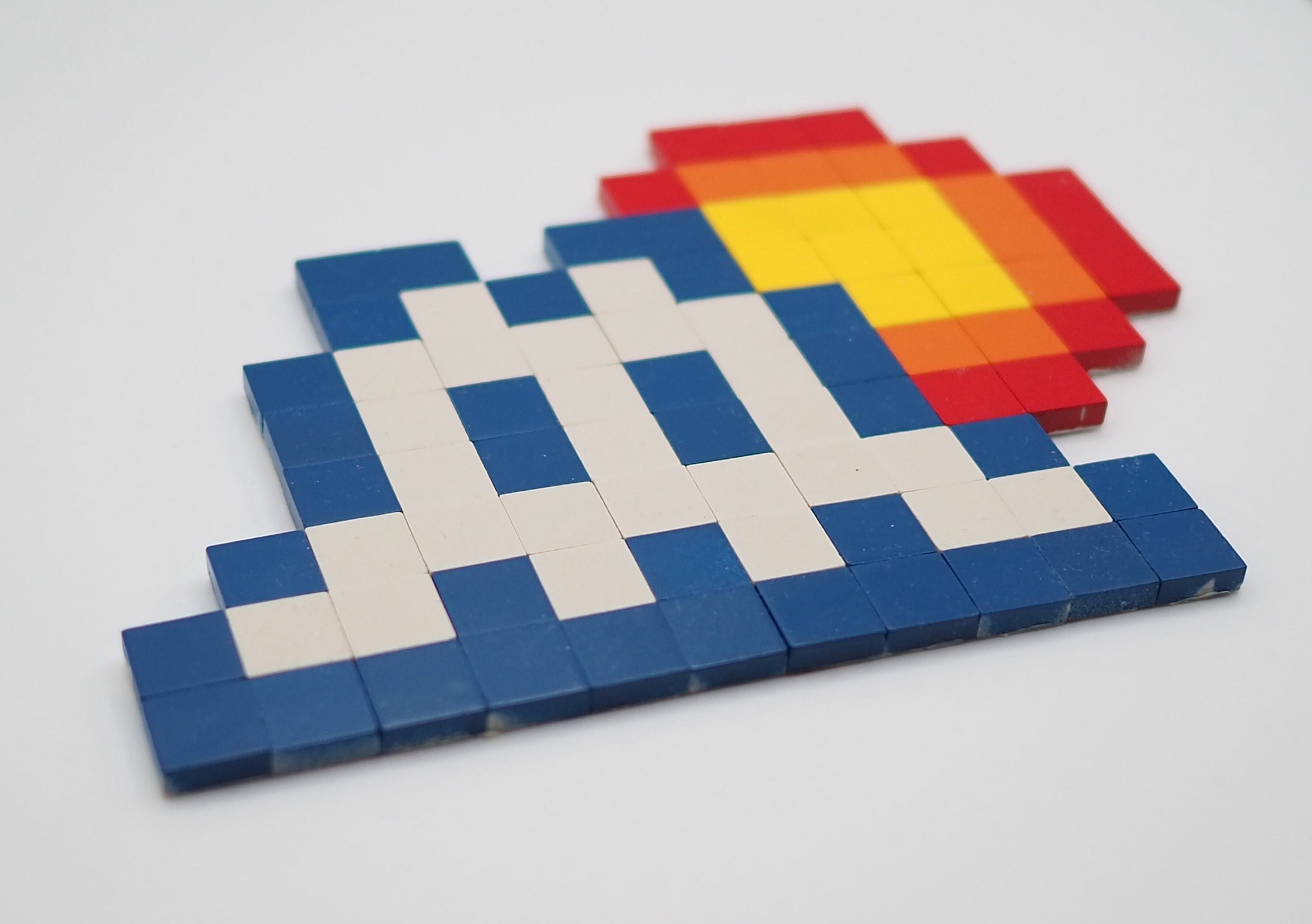 Pixel Street Art Sunset Invasion Space Invaders Mosaic Kit Sculpting ...