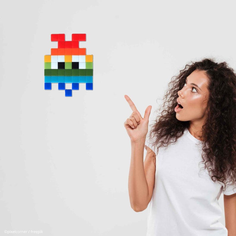 Pixel Art Kit & Space Invaders "rainbow Vader" by Pixelcorner.fr - Etsy