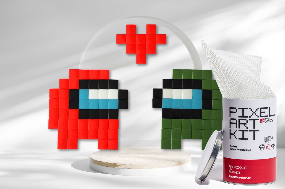 Pixel Art Kit & Space Invader love Among Us by Pixelcorner.fr - Etsy