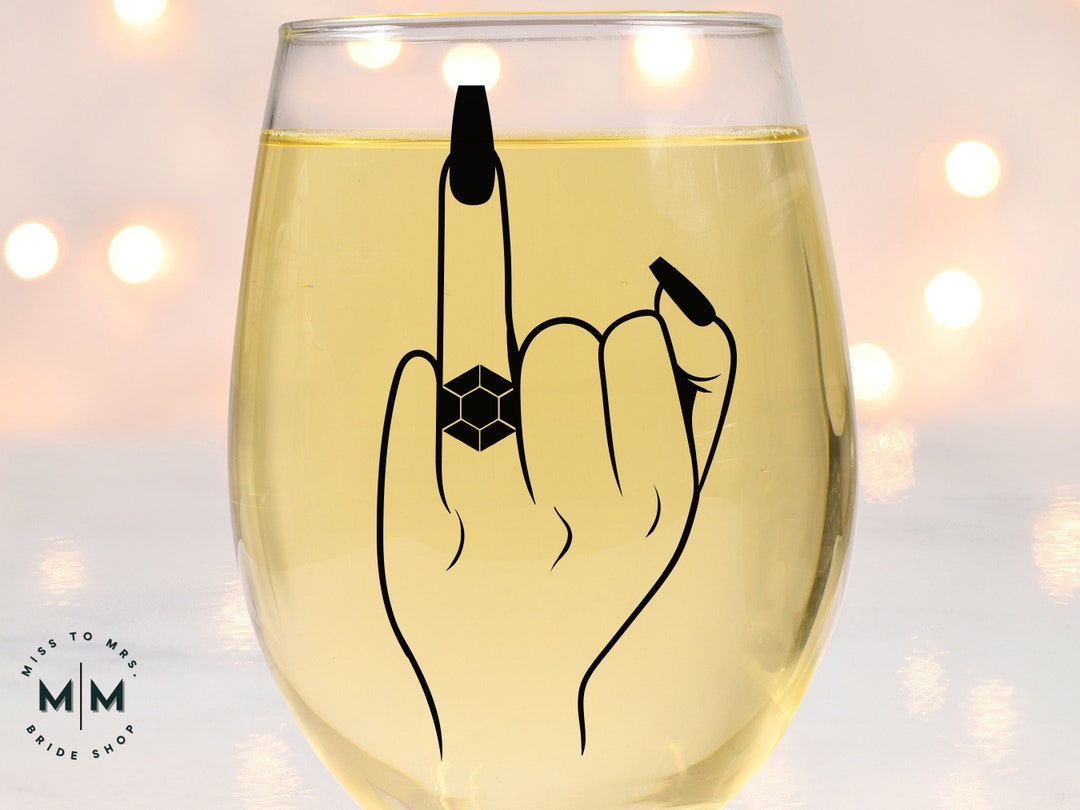 Wedding Finger Svg, Engaged Finger Svg, Wifey Diamond Ring. Cut File ...