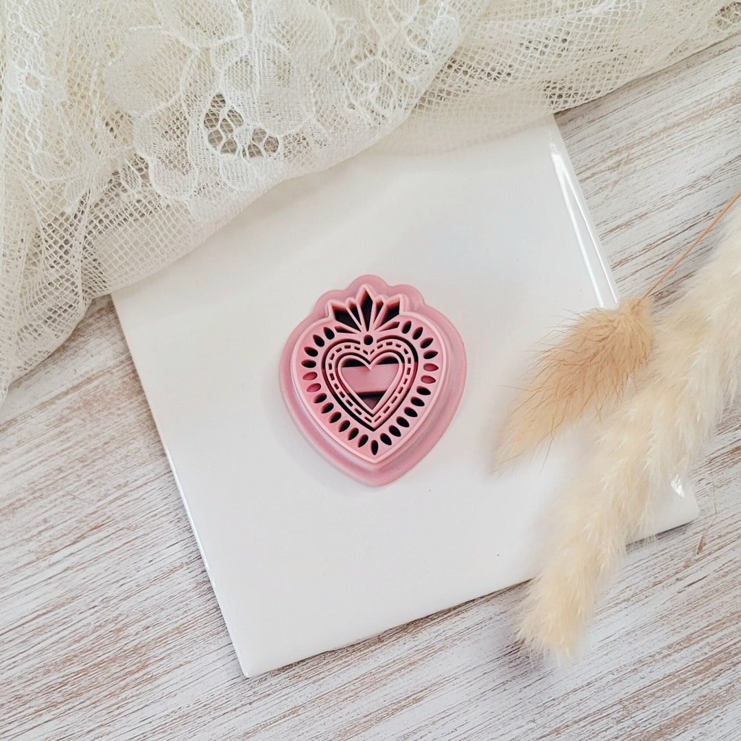 Mandala Debossing Heart Clay Cutter | Valentine Sacred Heart Cutter ...