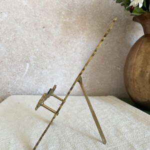 Vintage Easel - Midcentury Library Decor - 10” Floral Brass Easel - Etsy