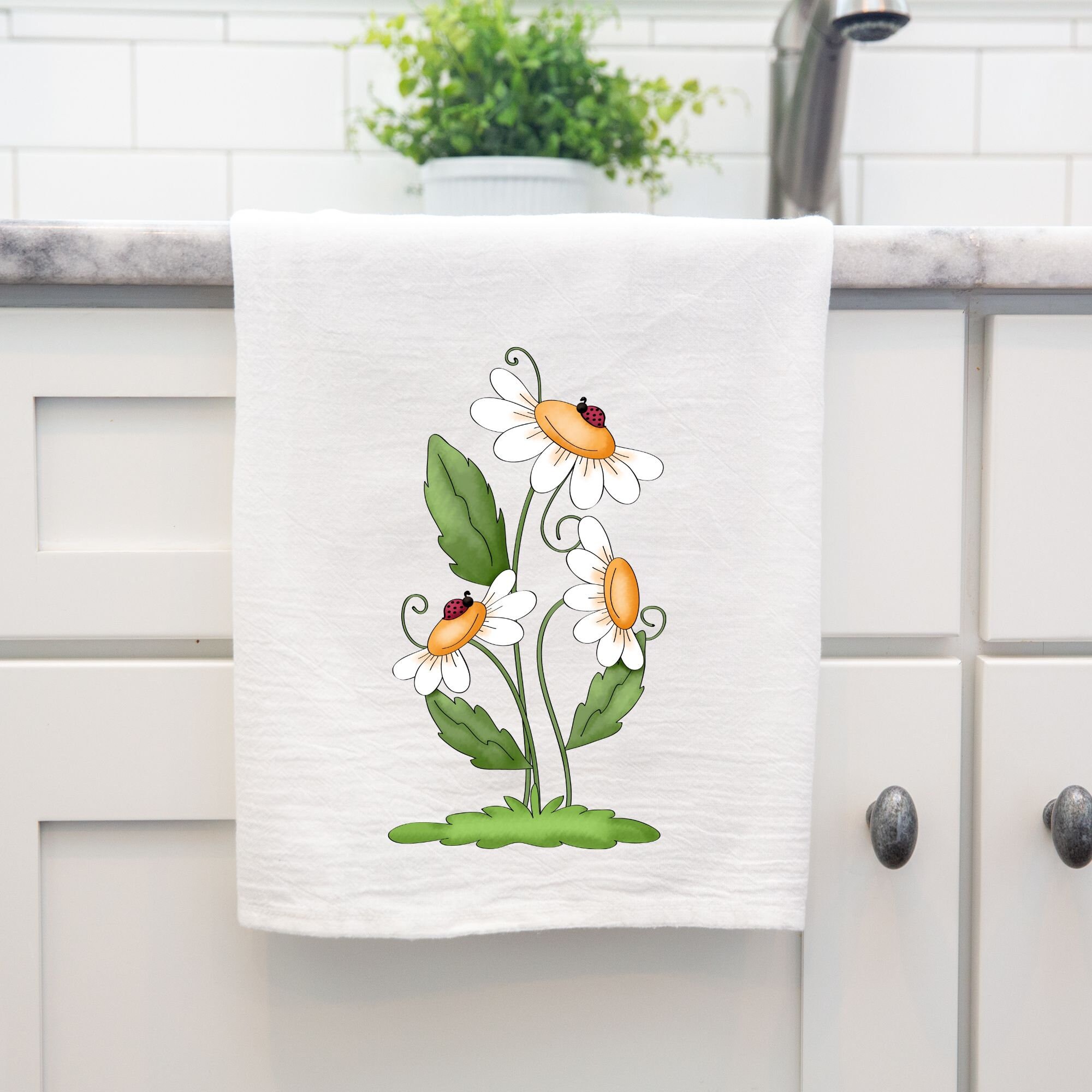 Daisy Kitchen Decor, Farmhouse Kitchen Tea Towel, Floral Kitchen Dish Towel, Spring Floral Tea ...