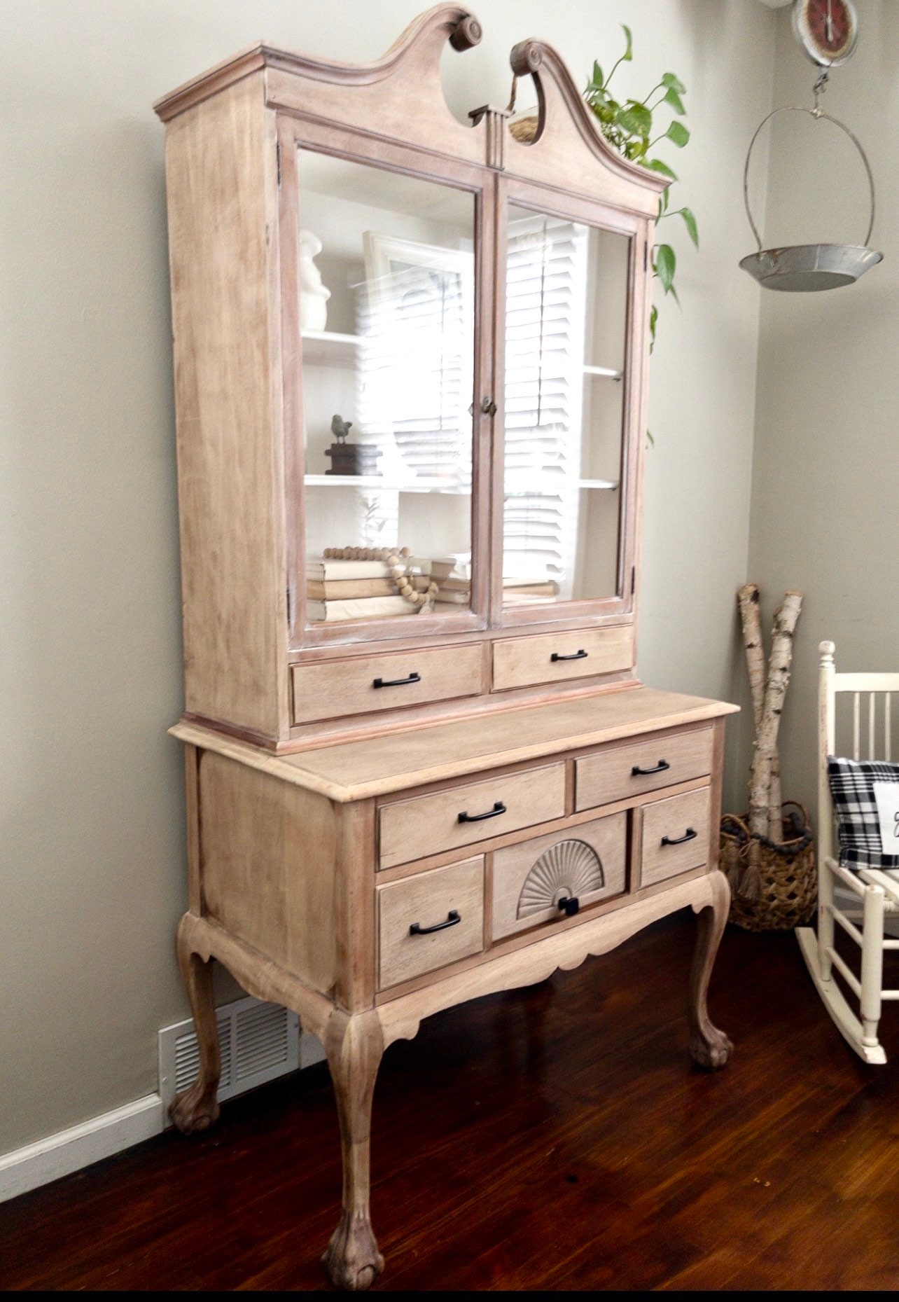 Vintage Step Back Hutch With Shelves Wood Hutch Vintage - Etsy
