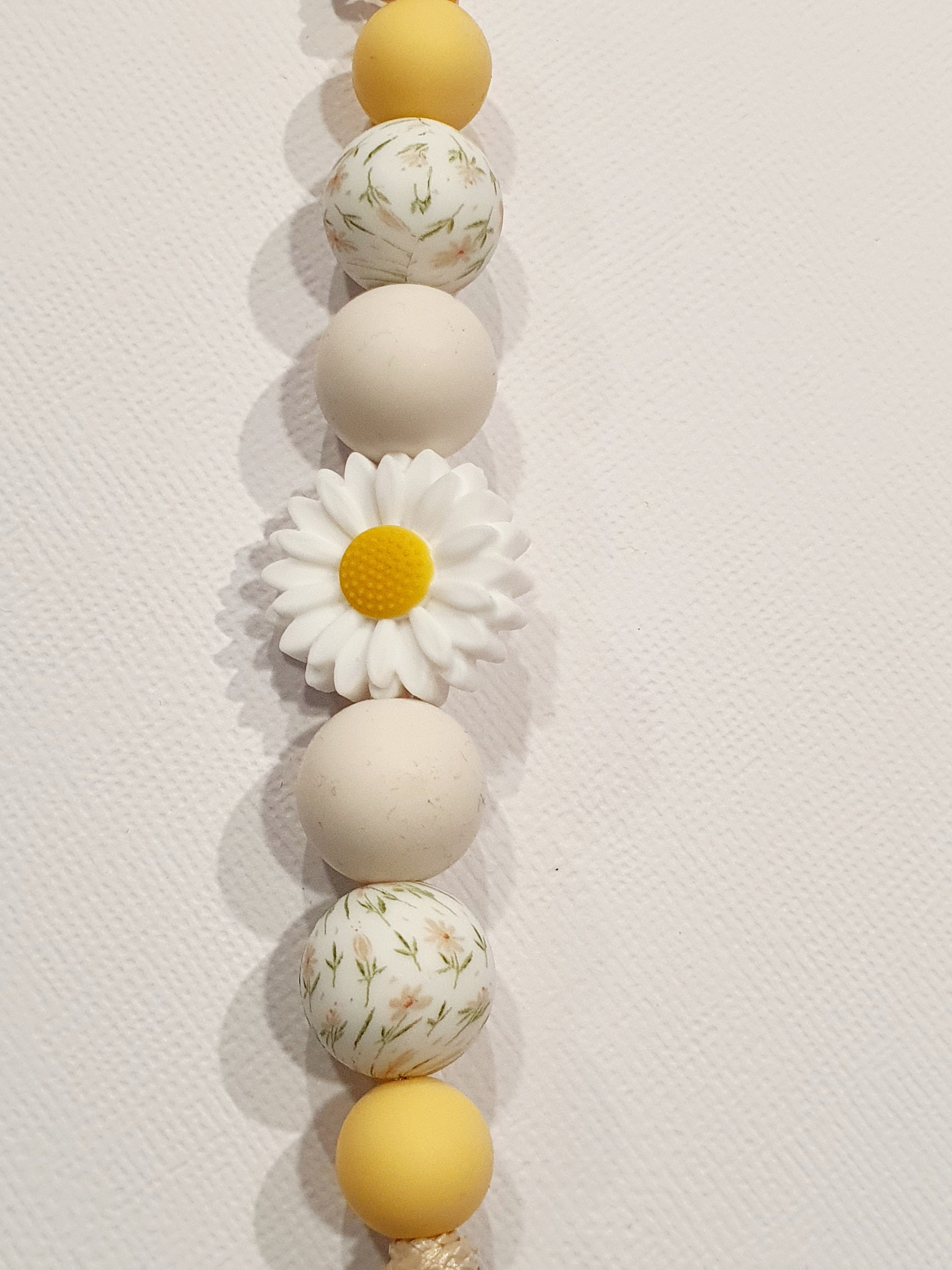 Keyring Silicone Bead - Daisy Flower Collection | Handmade Keyring or ...