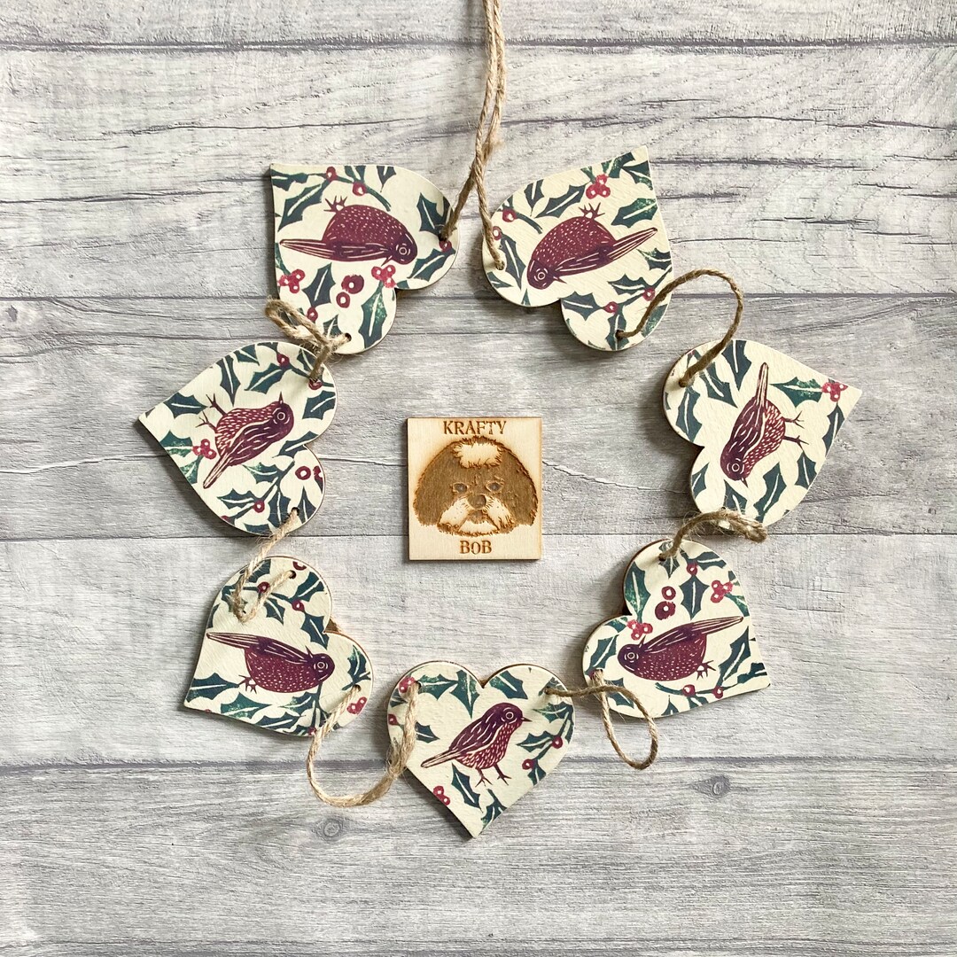 Winter Robin Bunting, Christmas Garland for Bird Watcher, Rustic Garden ...