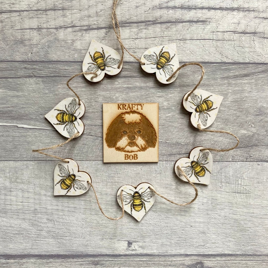 Bee Garland, Mini Heart Bunting for Nature Lover, Bumblebee Wall Decor ...