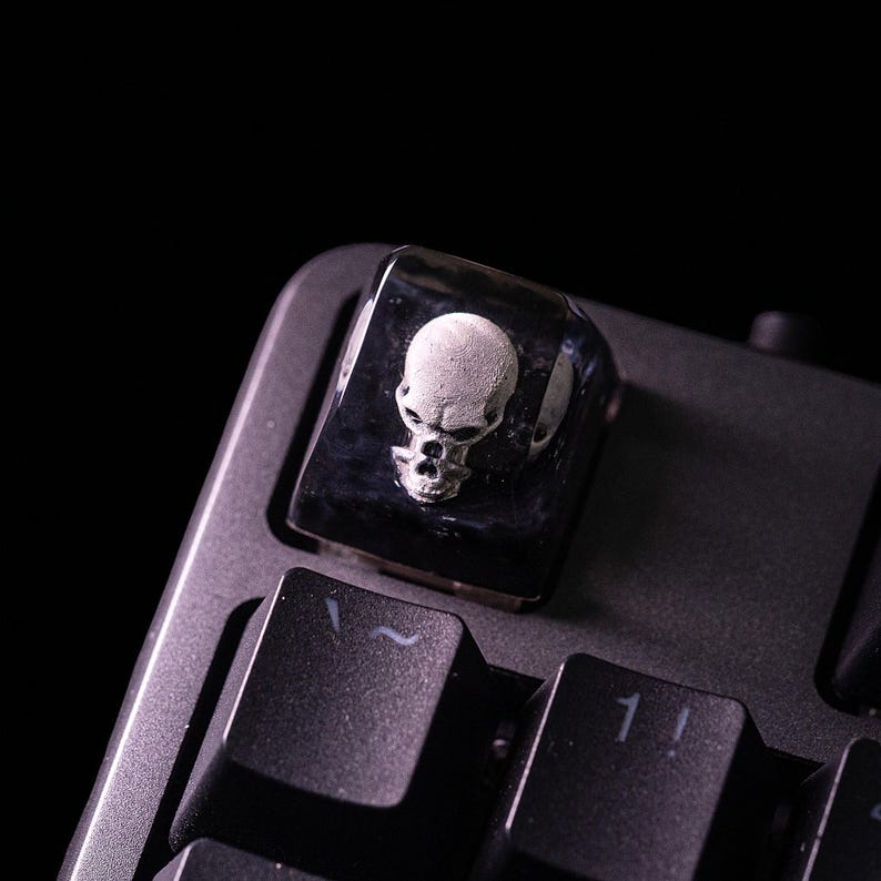Skull Keycap Black White, Resin Artisan Keycap, Gothic Keycap, Handmade ...