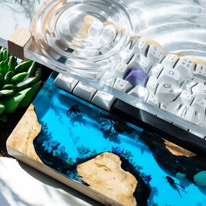 Case Keyboard Octopus - Coral Resin, Wood Keyboard Case, Custom ...