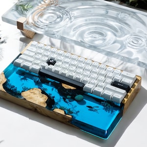 Case Keyboard Octopus - Coral Resin, Wood Keyboard Case, Custom ...