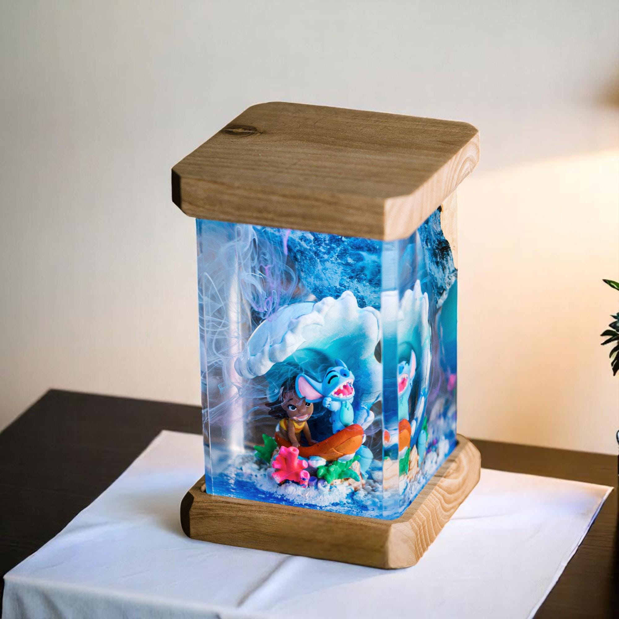 Custom Resin Epoxy Lamp,led Resin Art Blue Sea Lamp – Cute Cartoon ...