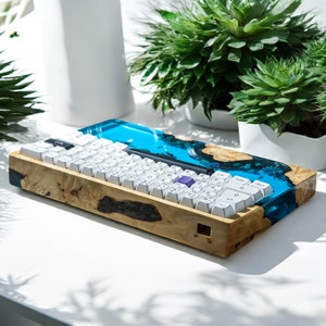 Case Keyboard Octopus - Coral Resin, Wood Keyboard Case, Custom ...