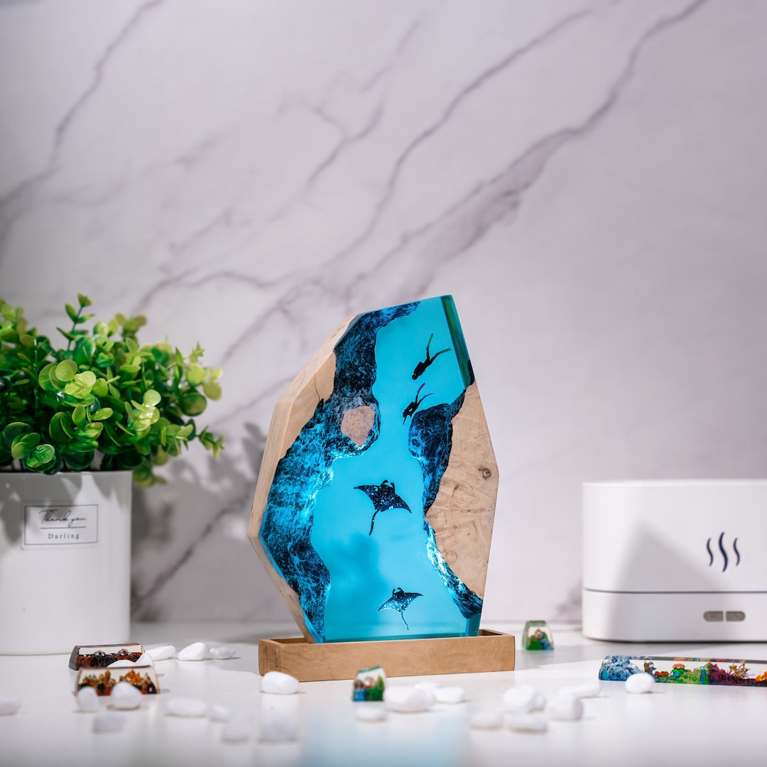 Night Light Scuba Diver Ocean, Ray Lamp Resin, Epoxy Resin Wood, Custom ...