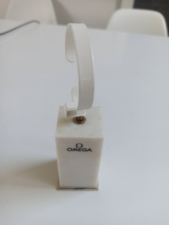 OMEGA Watch Stand Profesional OMEGA Handwatch Stand 8… - Gem