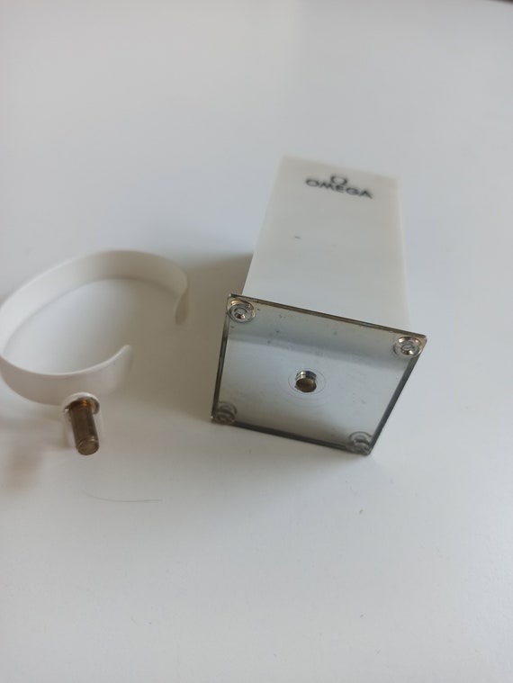 OMEGA Watch Stand Profesional OMEGA Handwatch Stand 8… - Gem