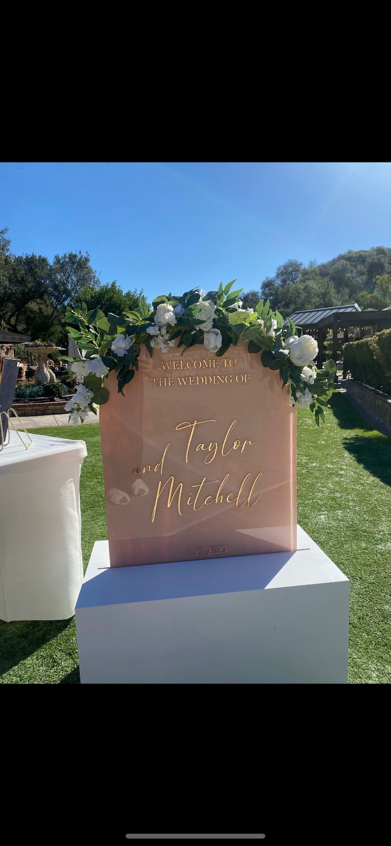 28" Acrylic Wedding Stand | Seating Chart Stand Active - Etsy