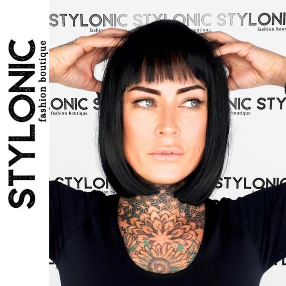 Short wispy wigs store