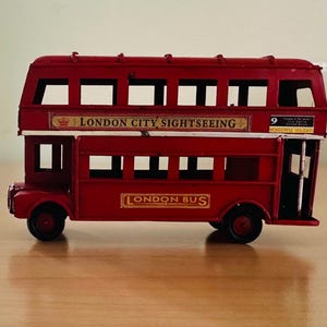 Iconic Nostalgic London Double Decker Red Bus Metal Ornament Gift Decor ...