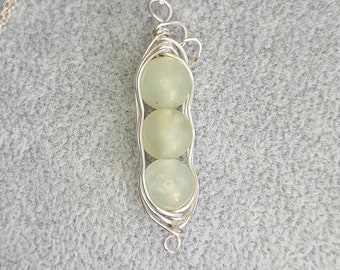 Jade Peas in a Pod Necklace - Etsy