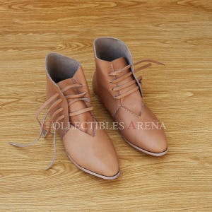 Medieval Baynard Castle Styled Laced 14th-15th Century Ankle Boots for ...