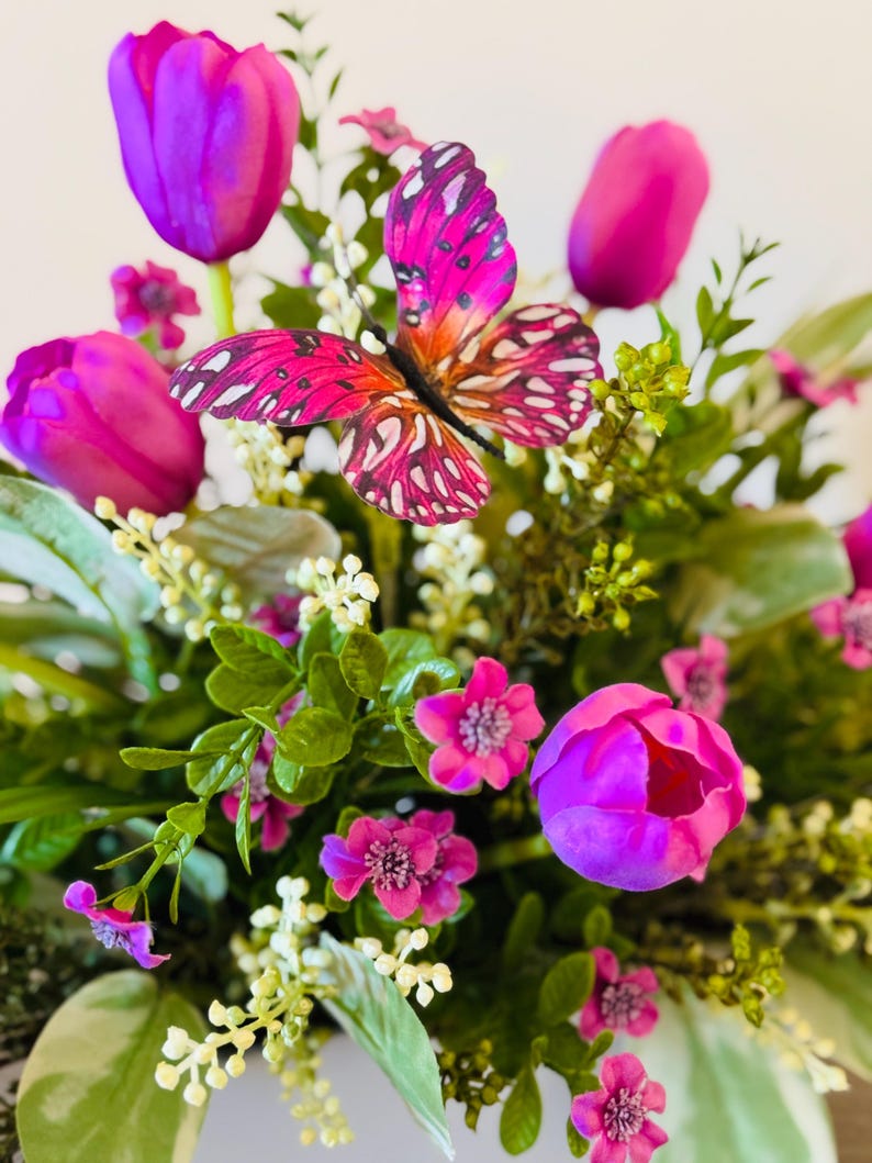 Butterfly Centerpiece With Berries, Summer Floral Arrangement, Table ...