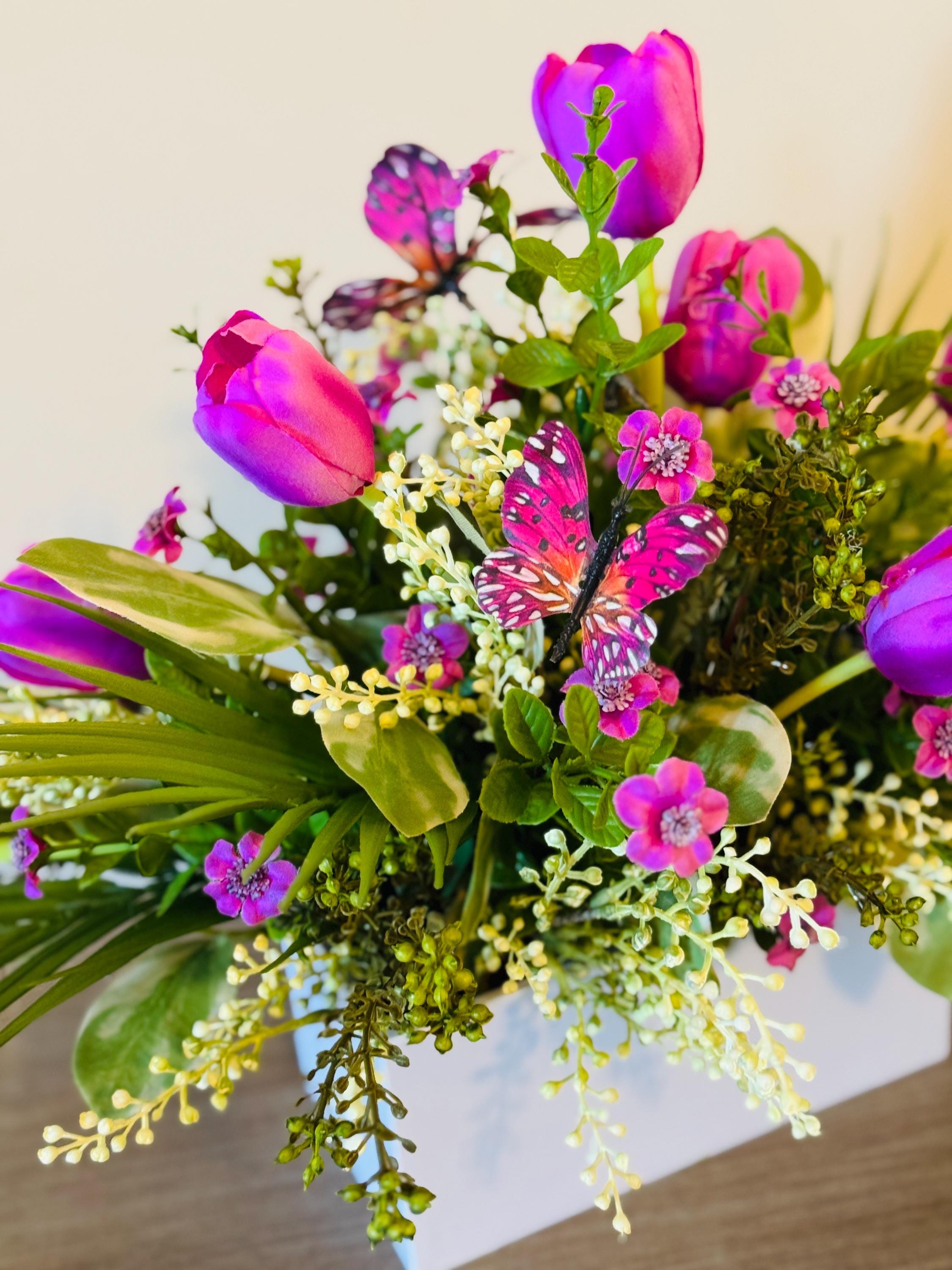Butterfly Centerpiece With Berries, Summer Floral Arrangement, Table ...