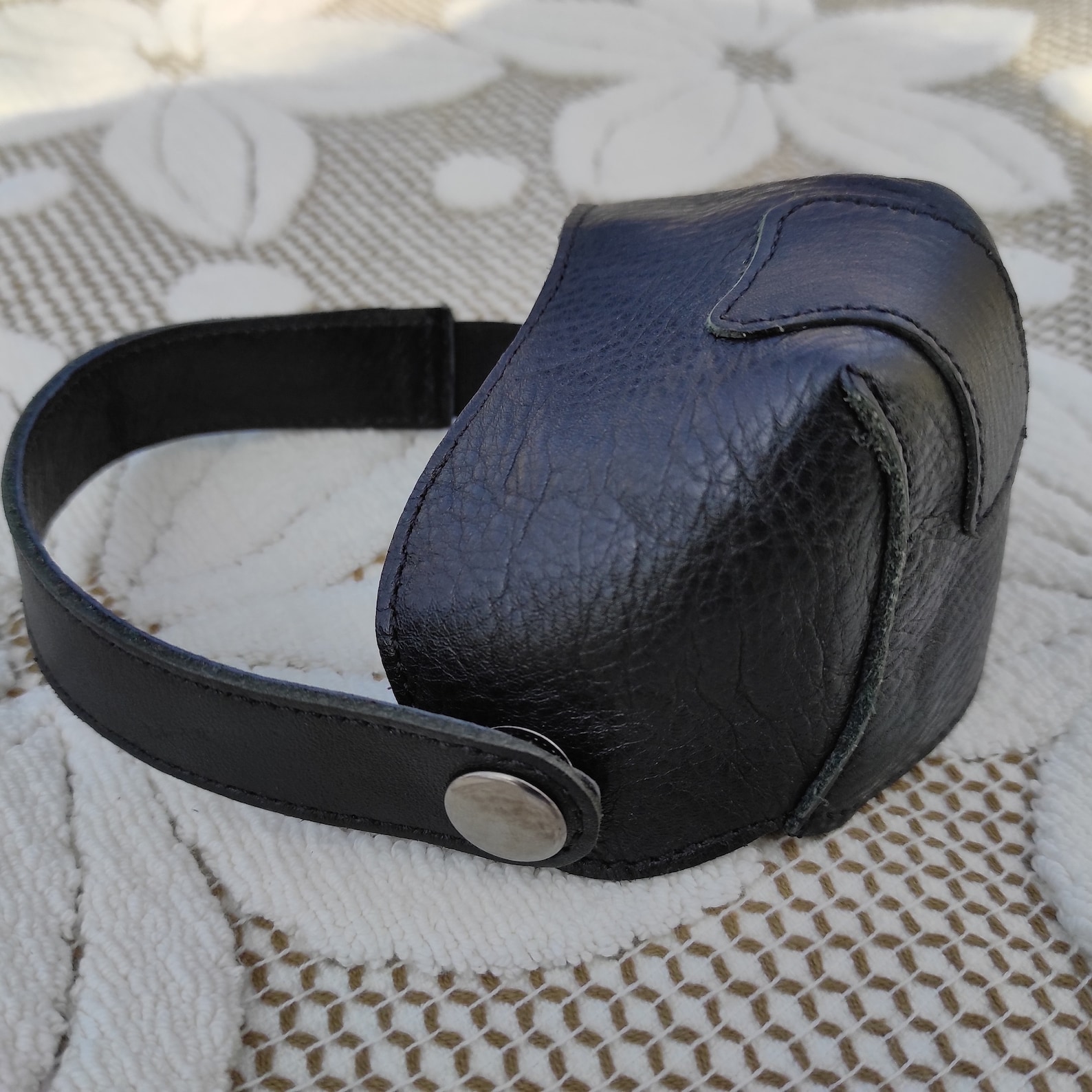 Shoe Heel Protector While Driving One Shoe Heel Protector Driver ...