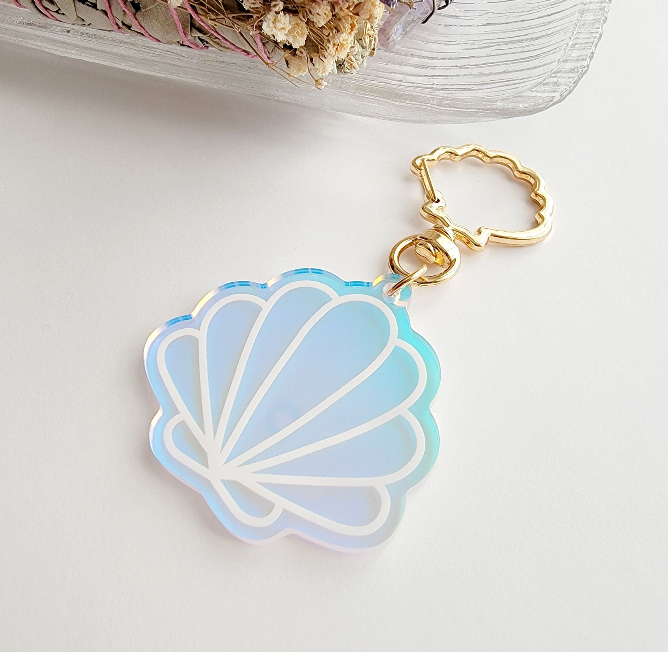 Rainbow Iridescent Mermaid Shell Keychain for Seafaring Princesses ...