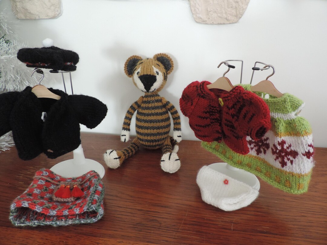 Hand-knitted Tiger, 26 Cm Tall, and Its Wardrobe of Plush Wool Animals ...