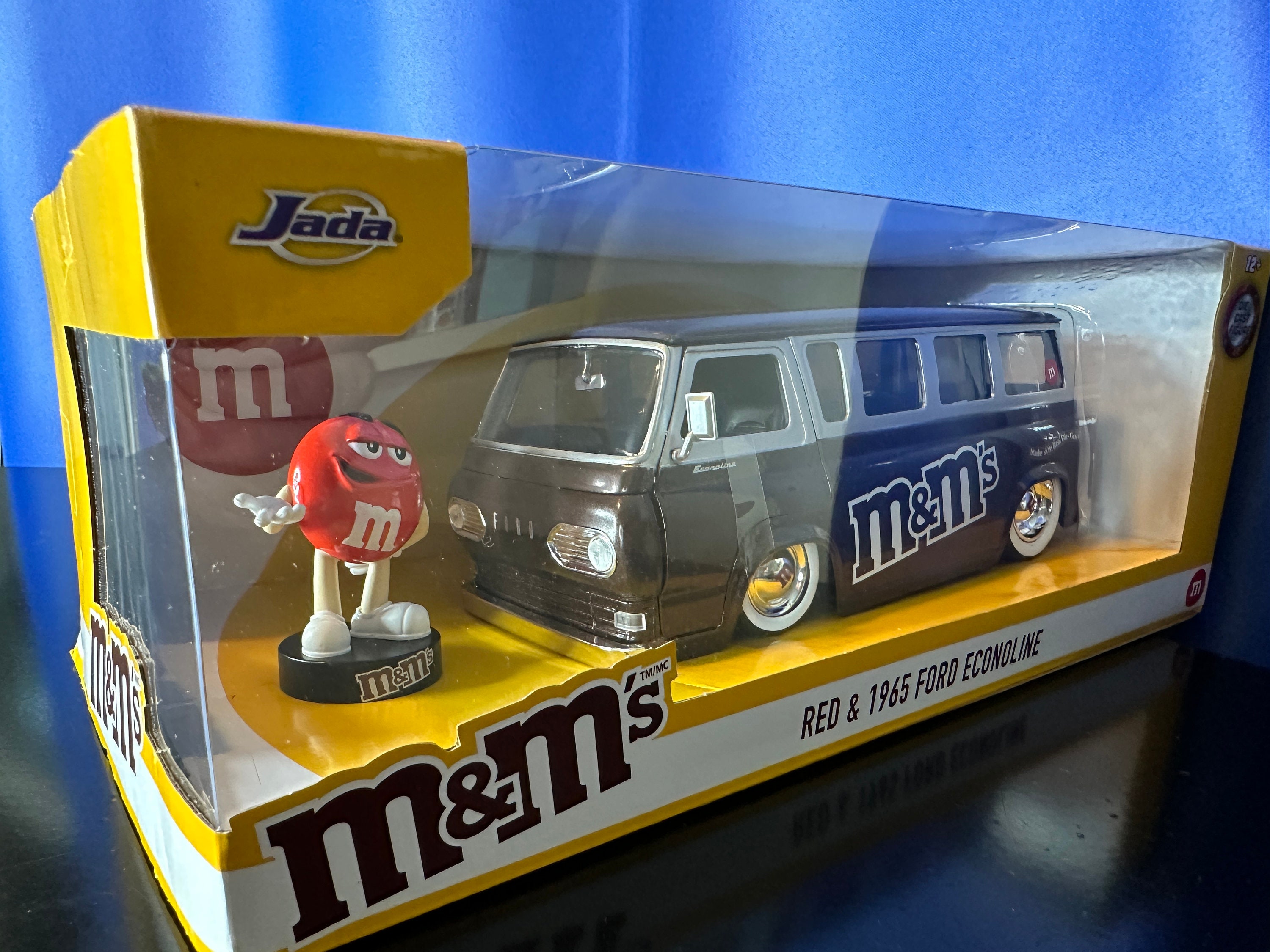 Red M&m's Jada Toys Figure and 1965 Ford Econoline Delivery Van Diecast ...