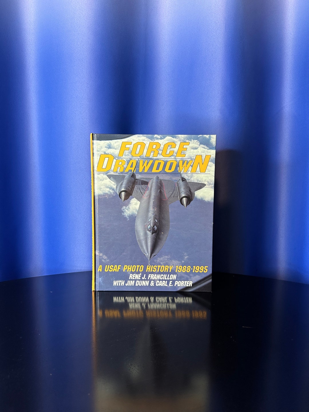 Vintage Air Force Book - Force Drawdown: A USAF Photo History (1988-1995) - More Than 400 Color ...