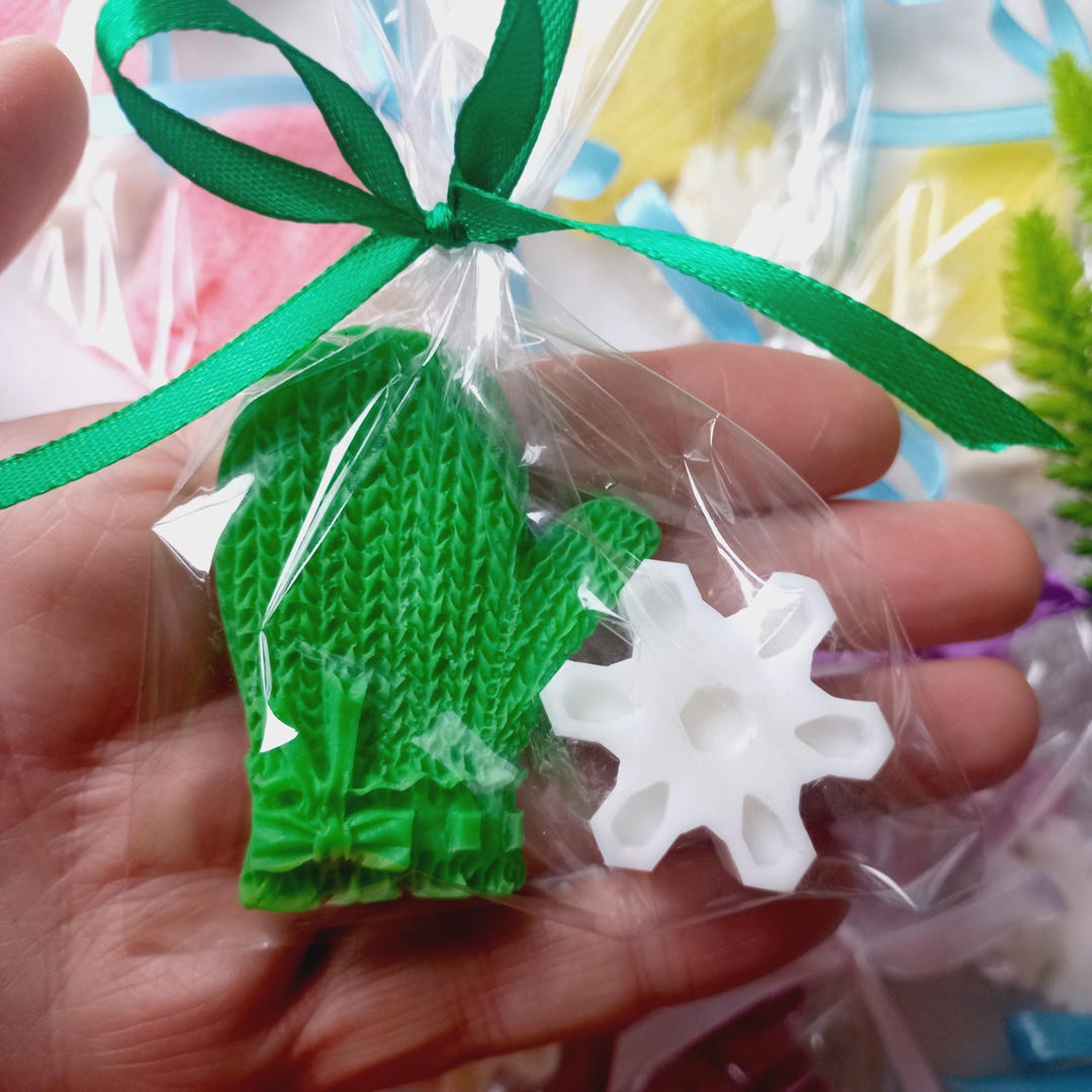 Mini Soap Gift Glove and Snowflake, Christmas Gifts, Winter Soaps, 10 ...