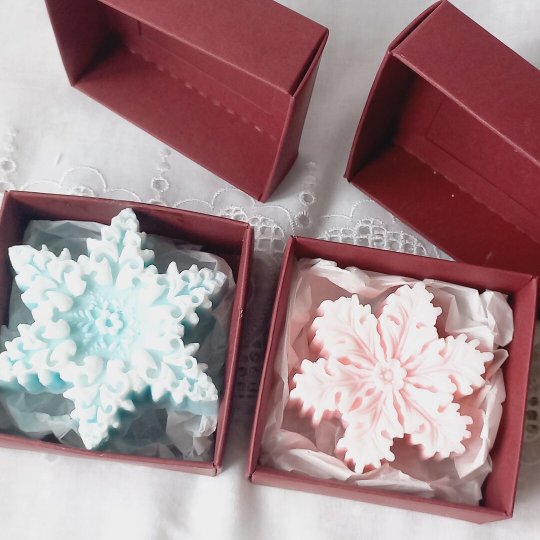Snowflakes, Mini Christmas Gifts, Ready-made Gifts, Small, Wrapped. - Etsy