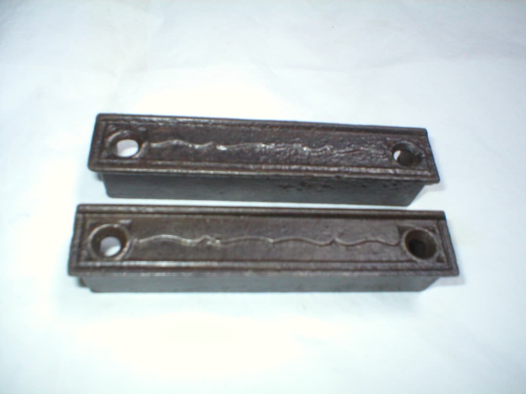 Antique Style Surface Mount Lock Catch - Etsy