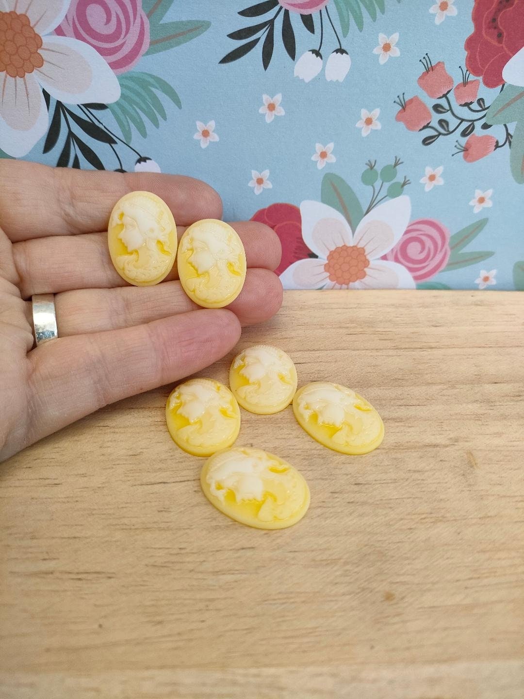 6x Light Yellow Cameo With Lady, Vintage Resin Cameos With Face, Oval ...