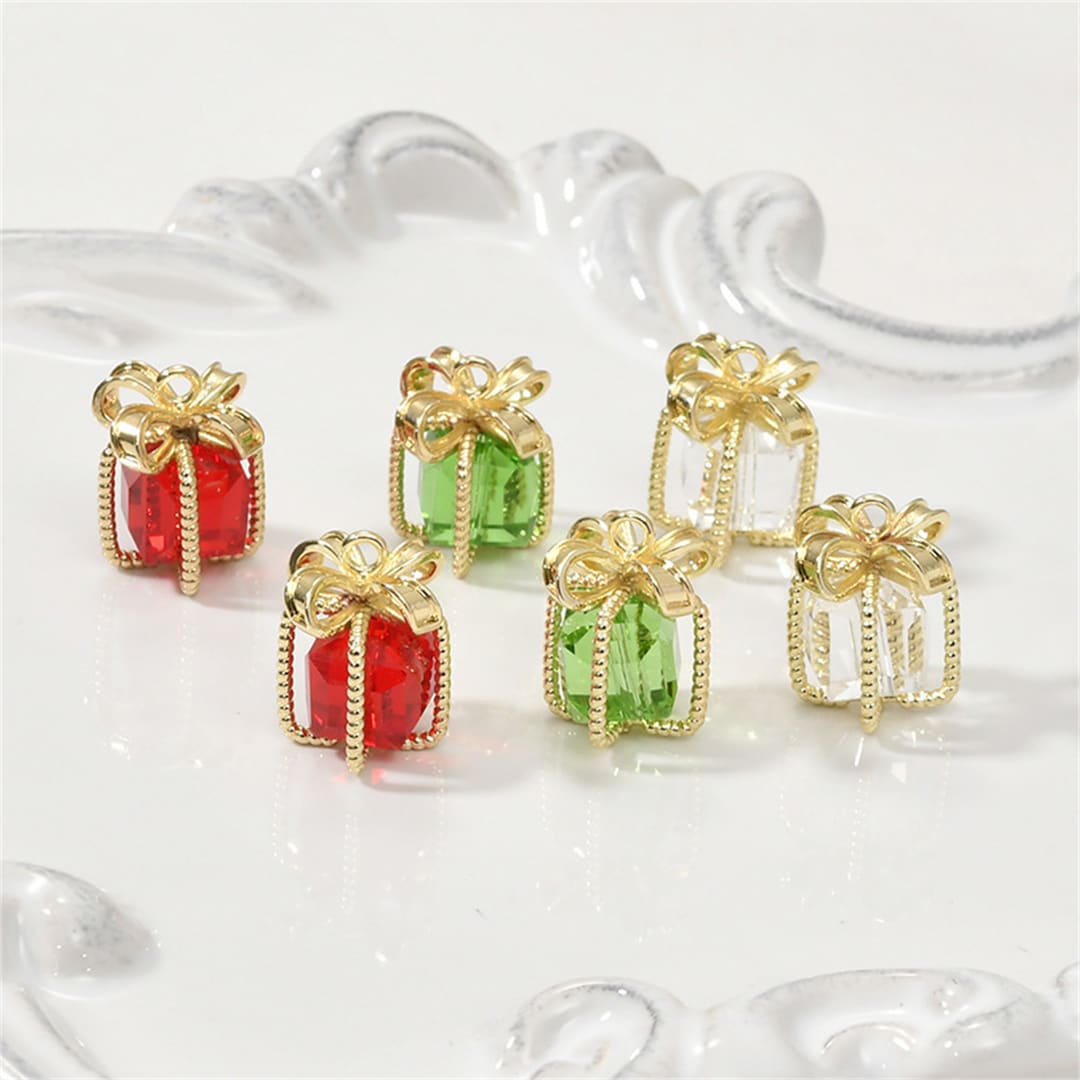 14K Gold Plated CZ Gift Box Charm Pendant, Square Bracelet, Bloom ...