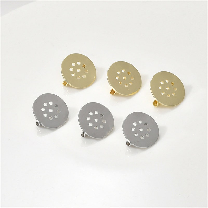 Round Gold Pin Brooch - Etsy