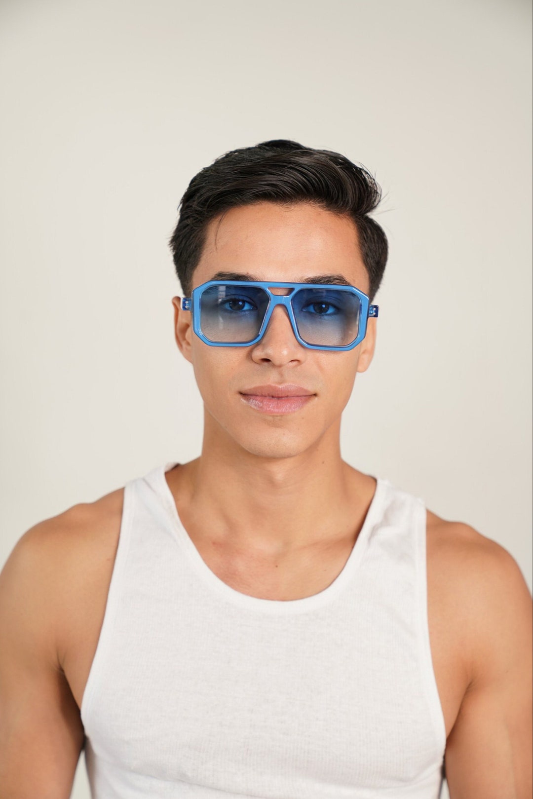 Popping Gradient Blue Tint and Frame Sunglasses, Retro Aviator ...