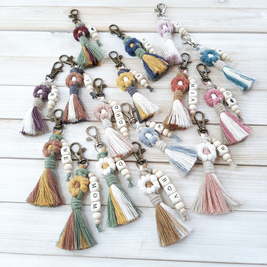 Macrame Flower Keychain With Short Personalization Made of Wooden Beads ...