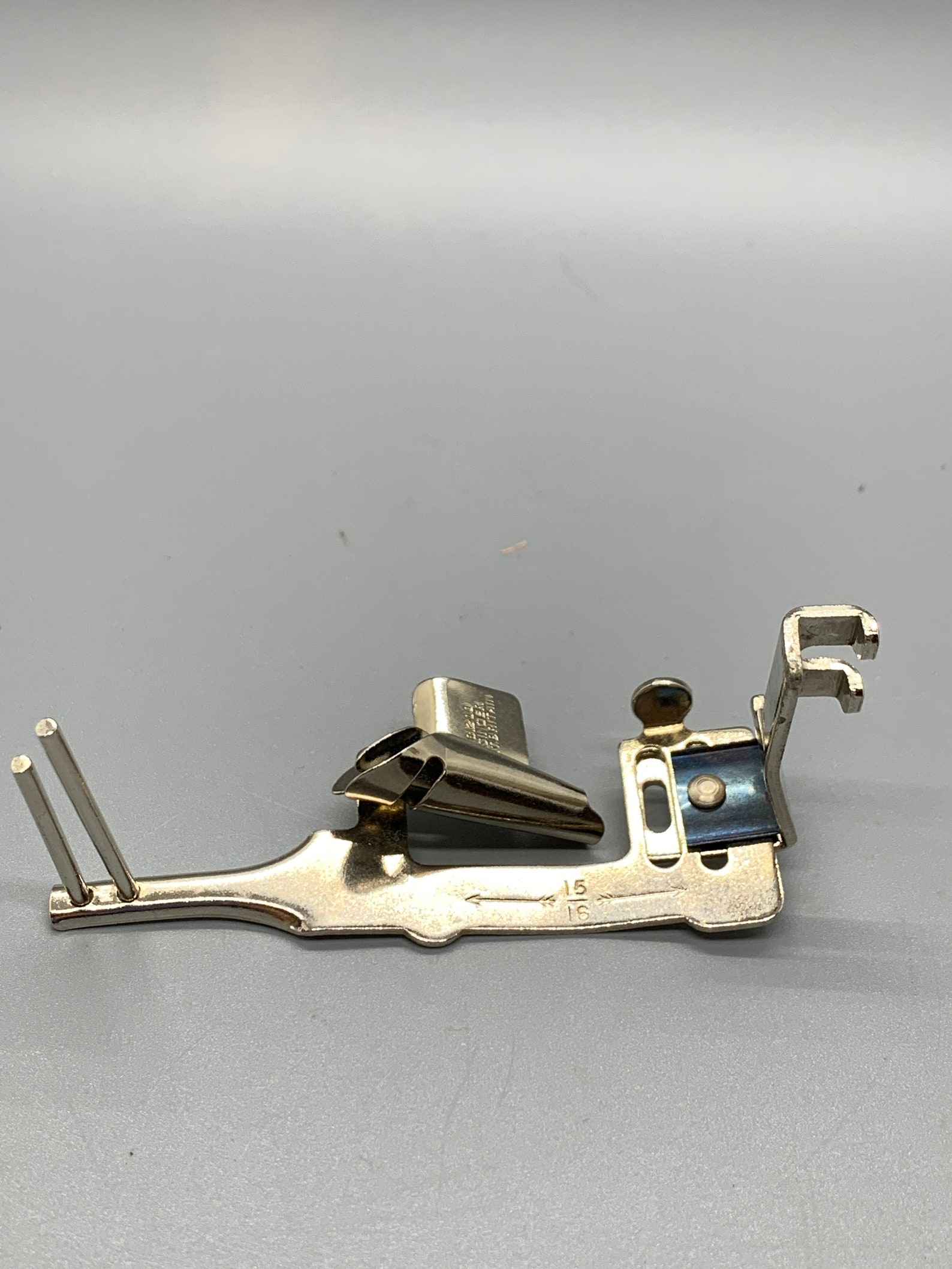 Singer GT Britain Slotted Binder Foot W/ Guides 81200 for - Etsy